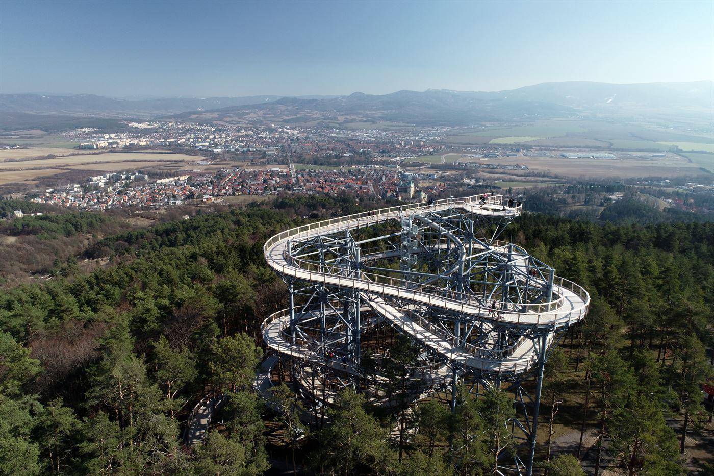 Vyhliadková veža Bojnice | HladamChatu.sk